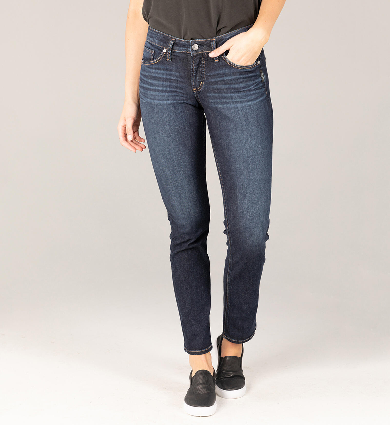 Buy Suki Mid Rise Straight Leg Jeans for USD 47.00 | Silver Jeans US New