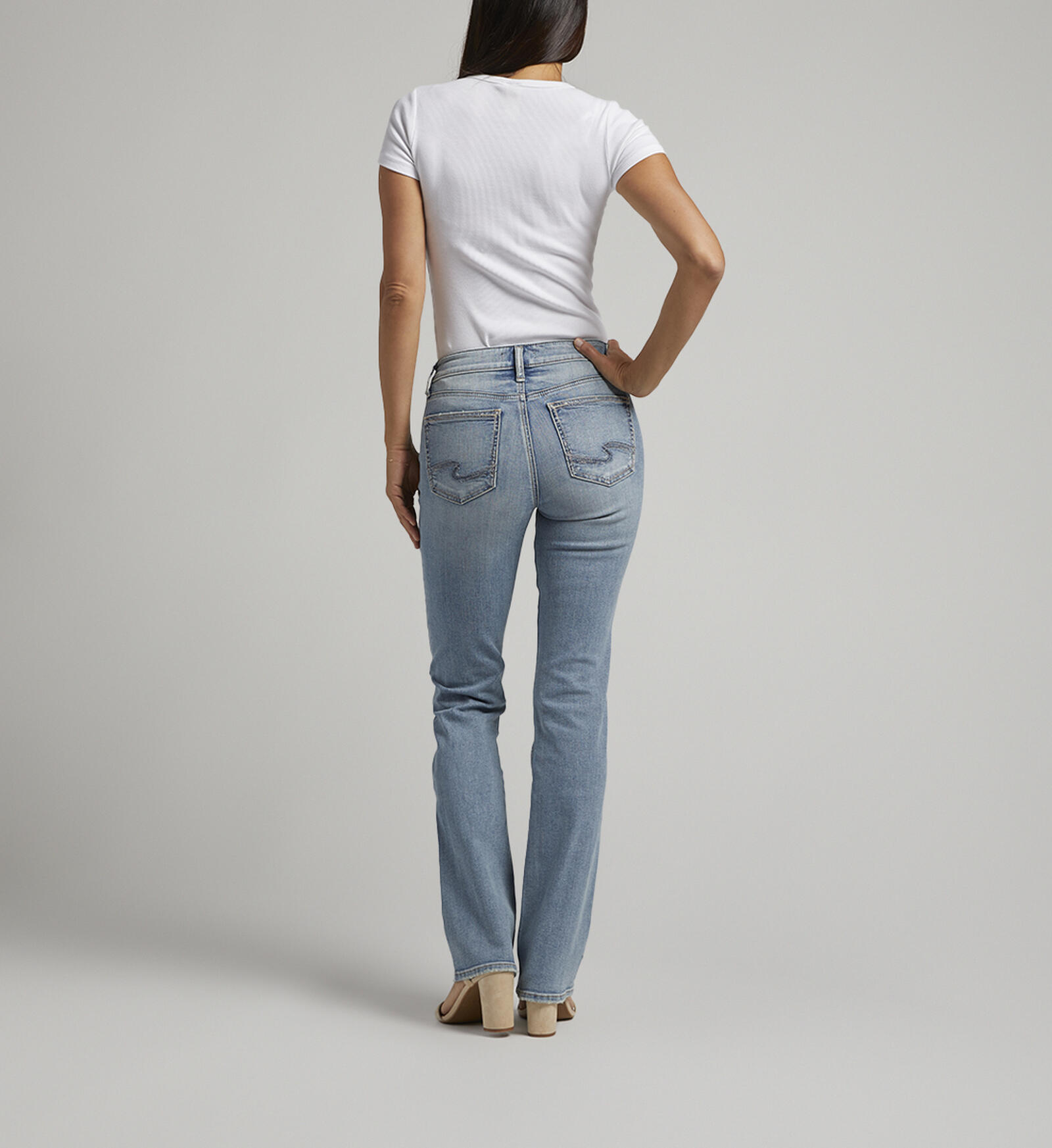 Buy Suki Mid Rise Slim Bootcut Jeans for USD 88.00 | Silver Jeans US New