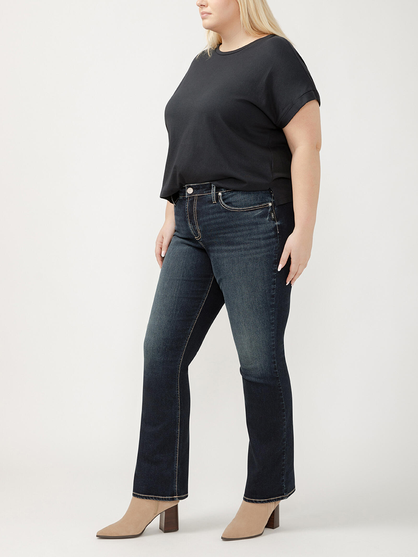 Buy Suki Mid Rise Bootcut Jeans Plus Size for USD 41.00 | Silver Jeans