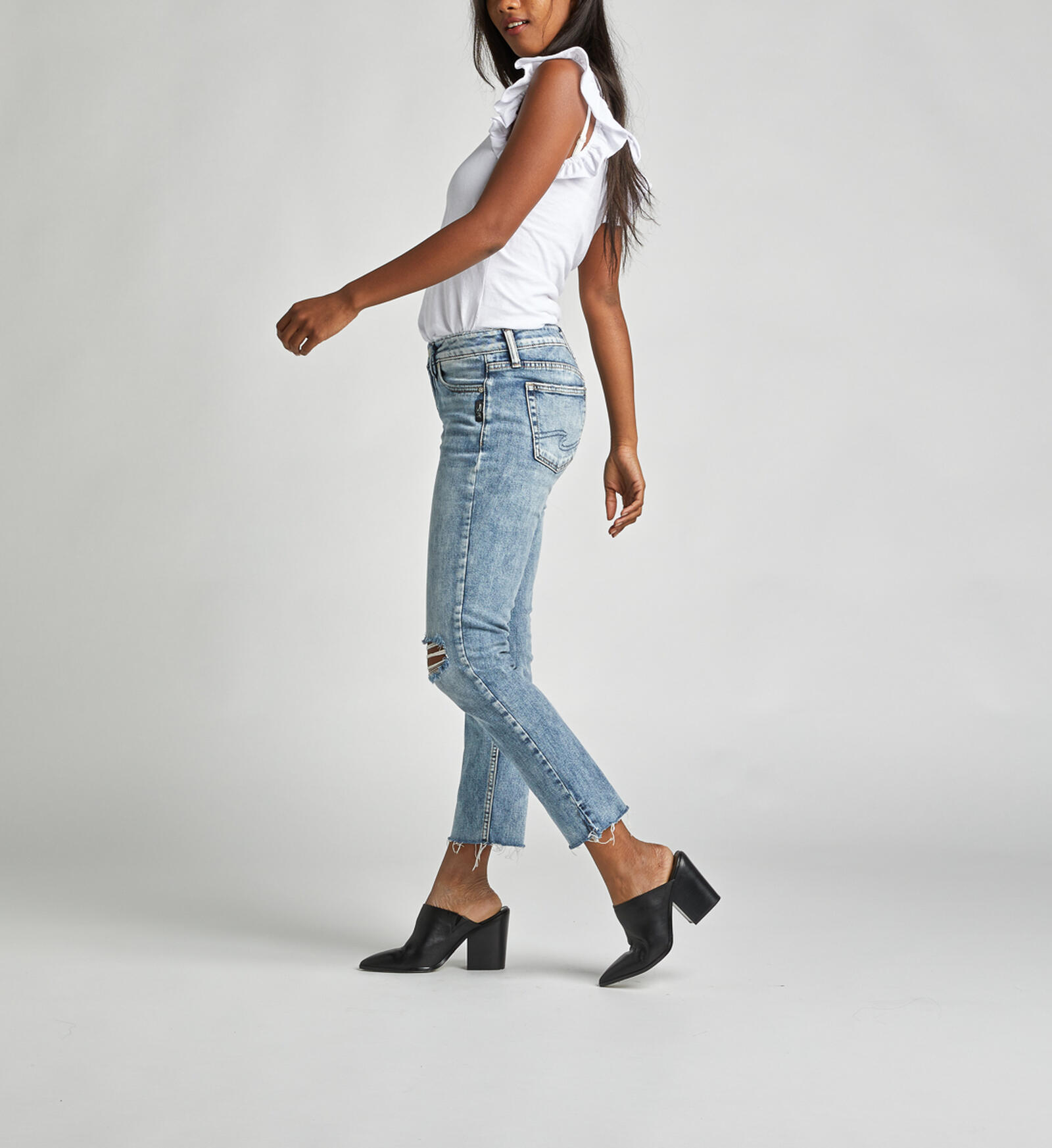 Buy Avery High-Rise Curvy Slim Leg Jeans for USD 89.00 | Silver Jeans ...