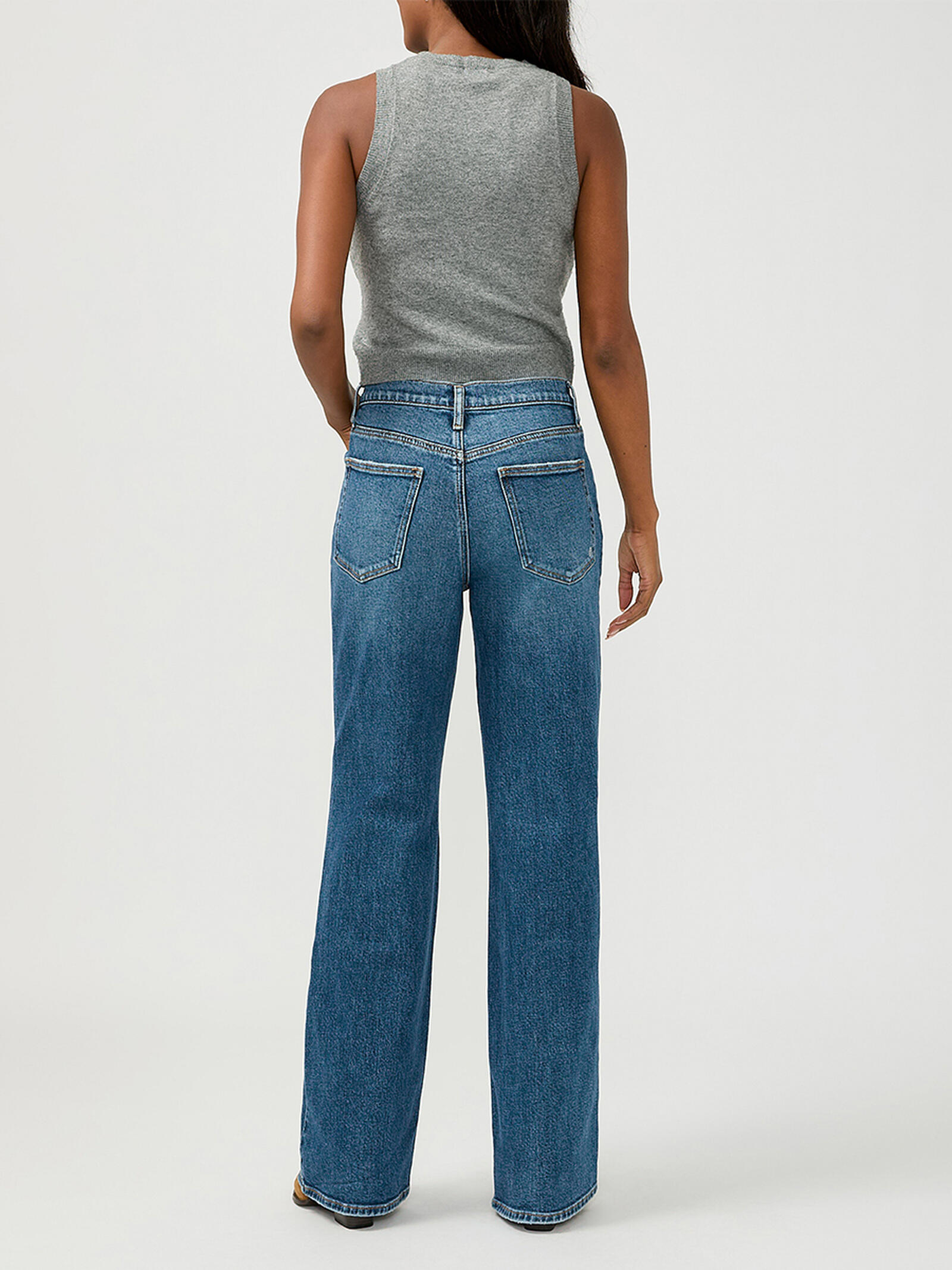 Buy 90s Baggy Mid Rise Bootcut Jeans for USD 39.00 | Silver Jeans