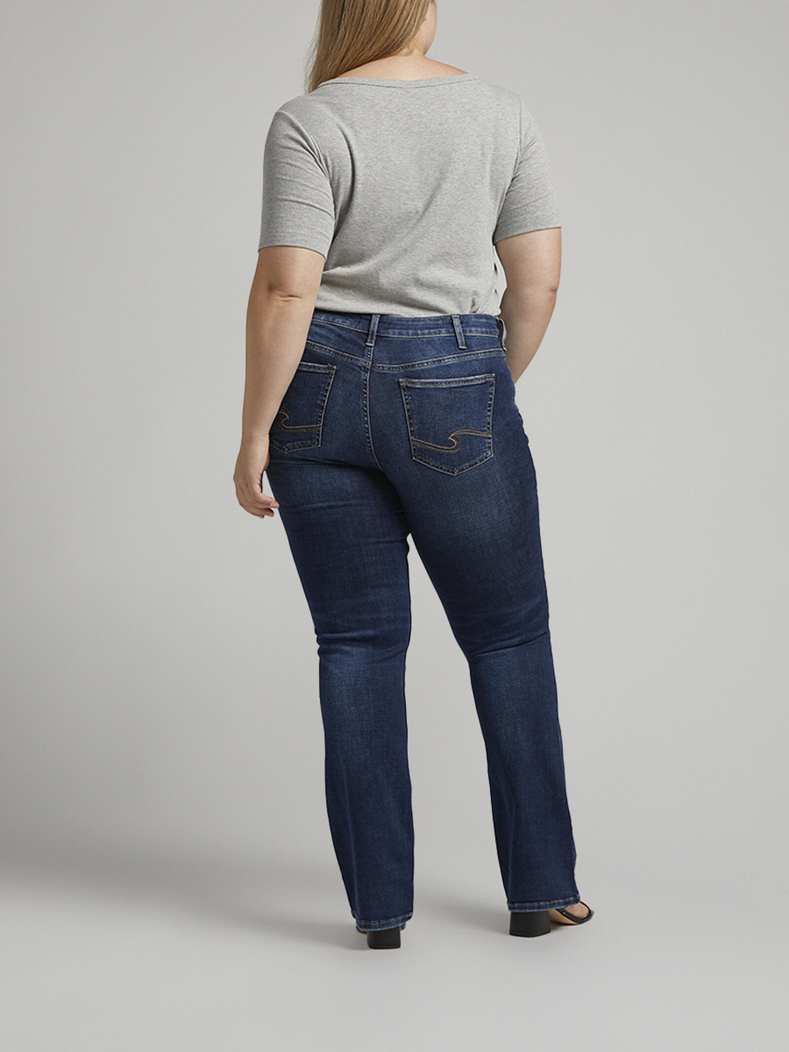 Buy Suki Mid Rise Slim Bootcut Jeans for USD 84.00 | Silver Jeans
