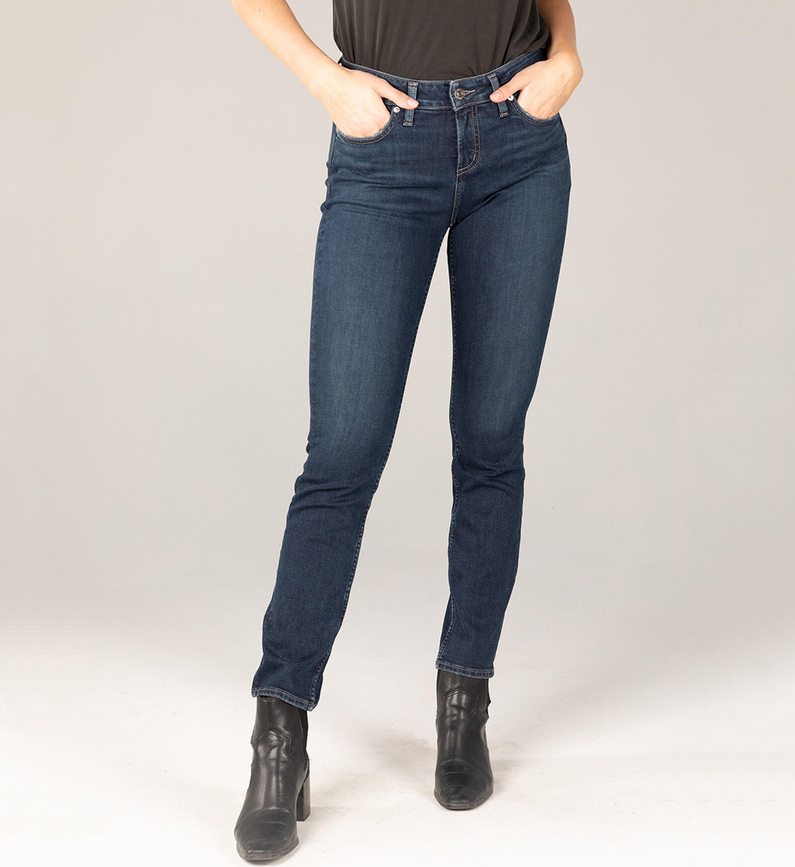 Buy Elyse Mid Rise Straight Leg Jeans for USD 69.00 | Silver Jeans US New