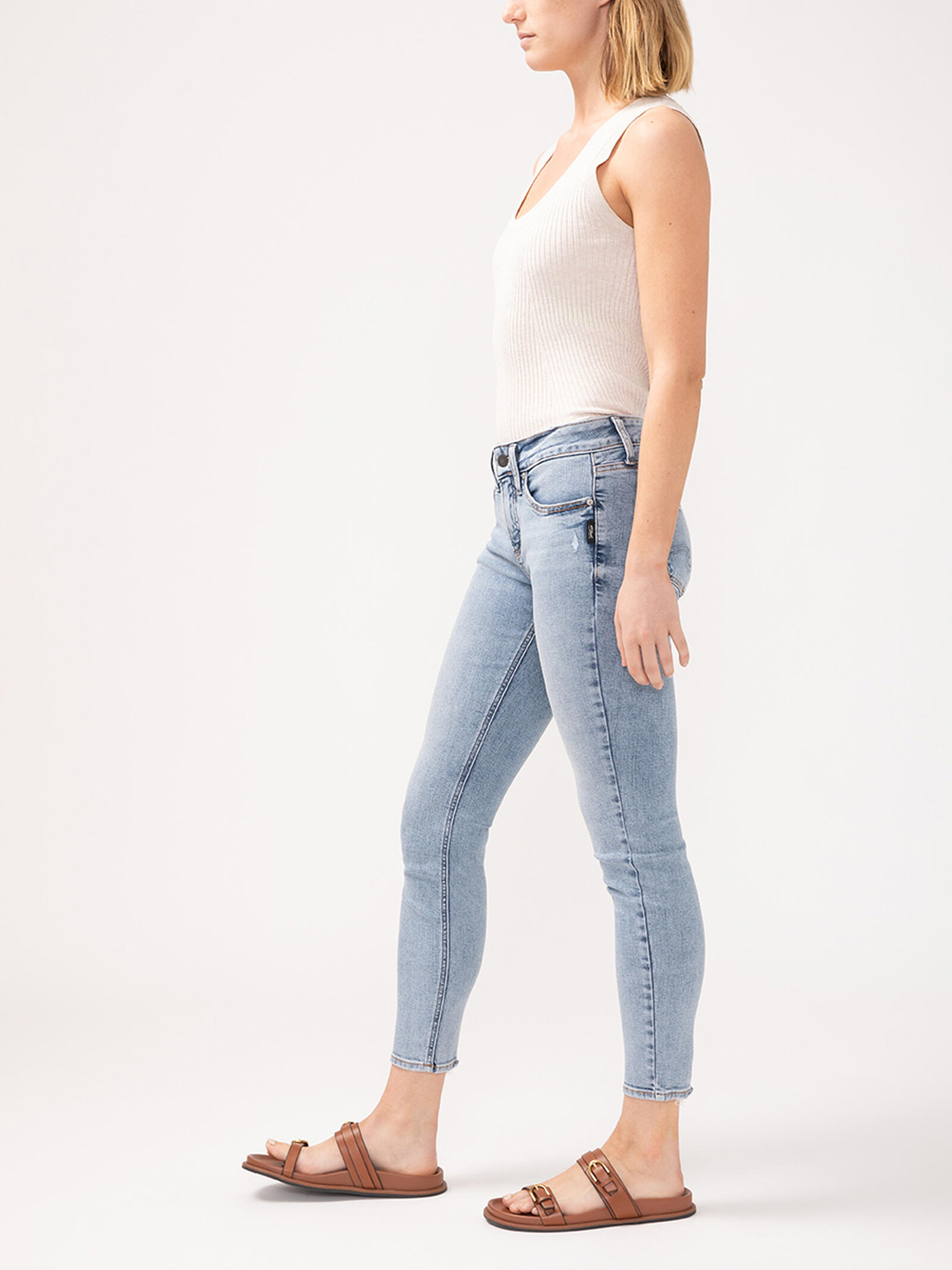 Buy Suki Mid Rise Skinny Jeans for USD 39.00 | Silver Jeans