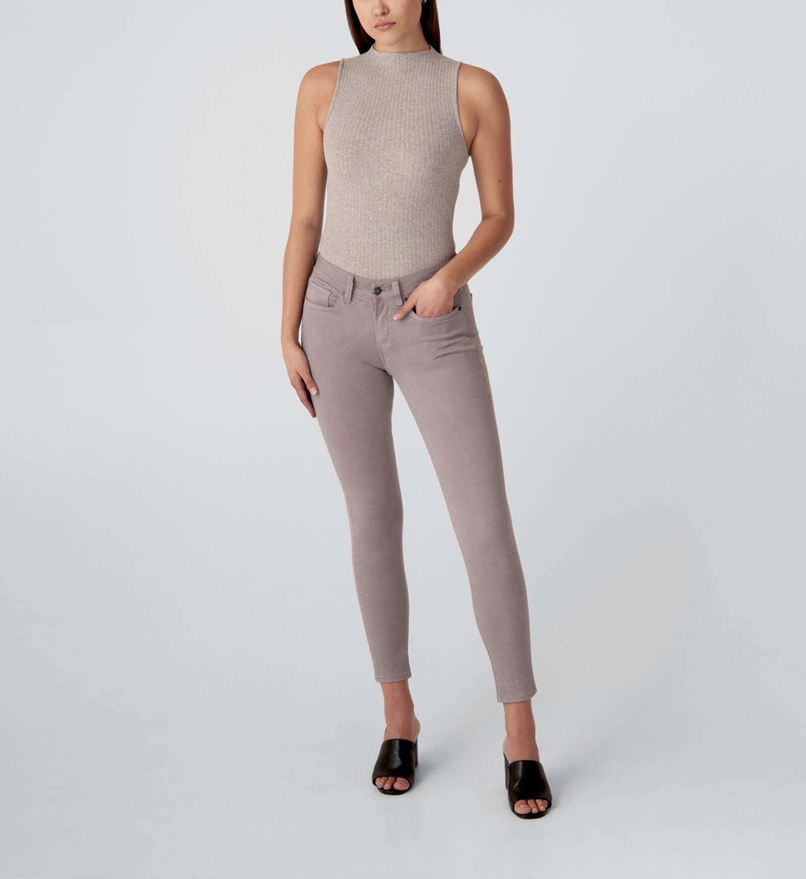 Buy Suki Mid Rise Skinny Jeans for USD 59.00 | Silver Jeans US New