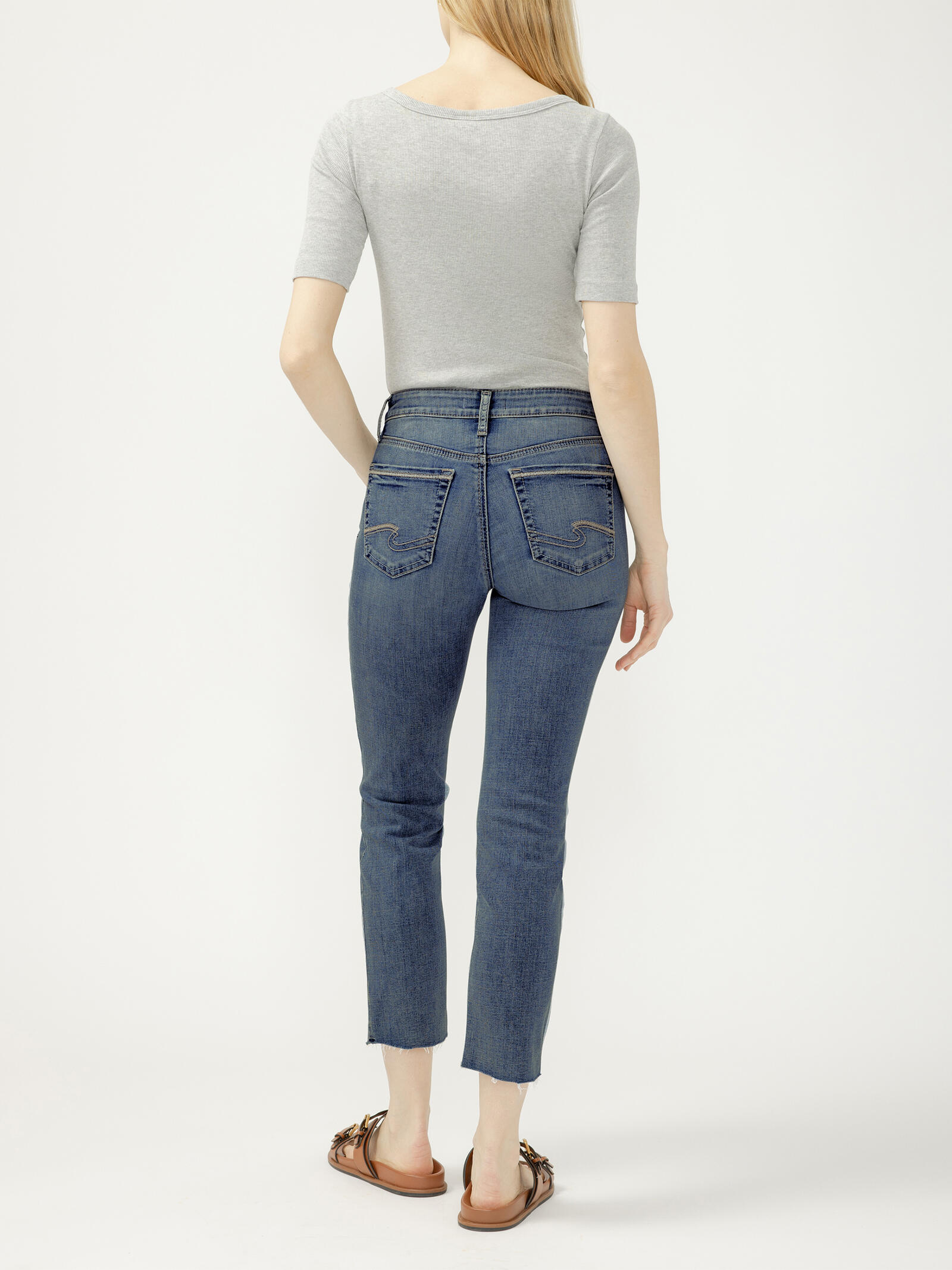 Buy Suki Mid Rise Cropped Skinny Jeans for USD 88.00 | Silver Jeans