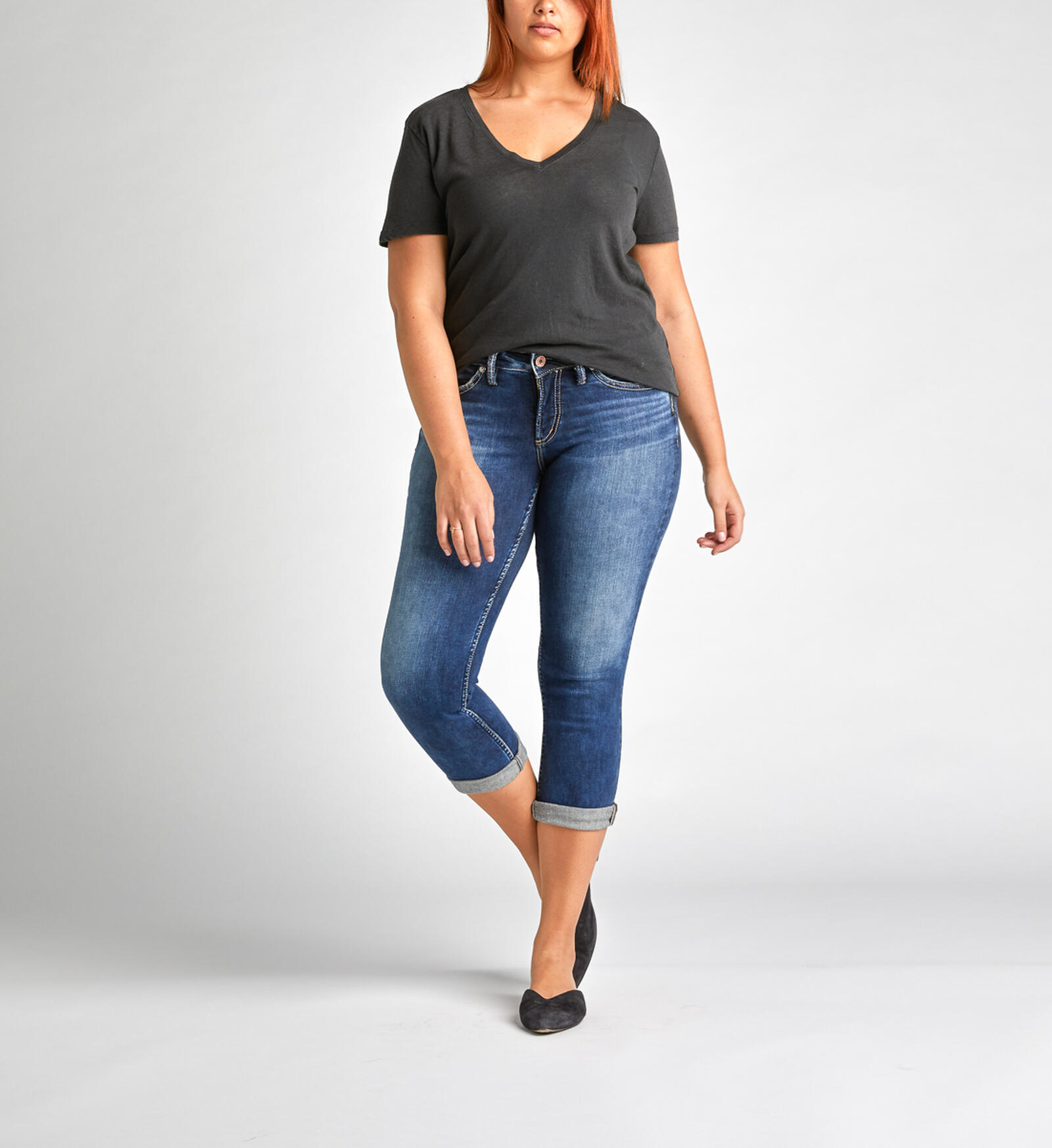 Buy Suki Mid-Rise Curvy Capri for USD 74.00 | Silver Jeans US New