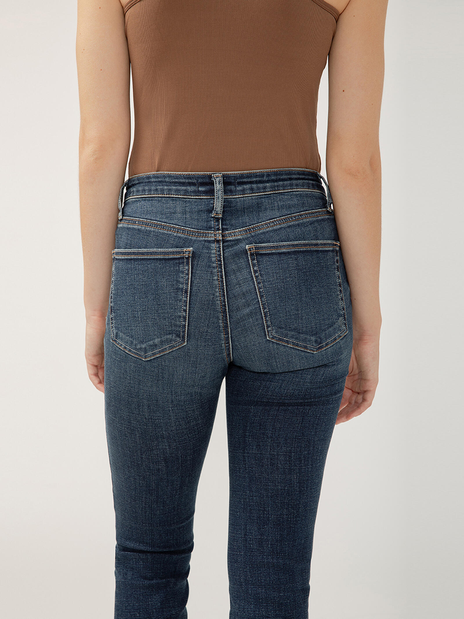 Buy Most Wanted Mid Rise Ankle Straight Jeans for USD 50.00 | Silver Jeans